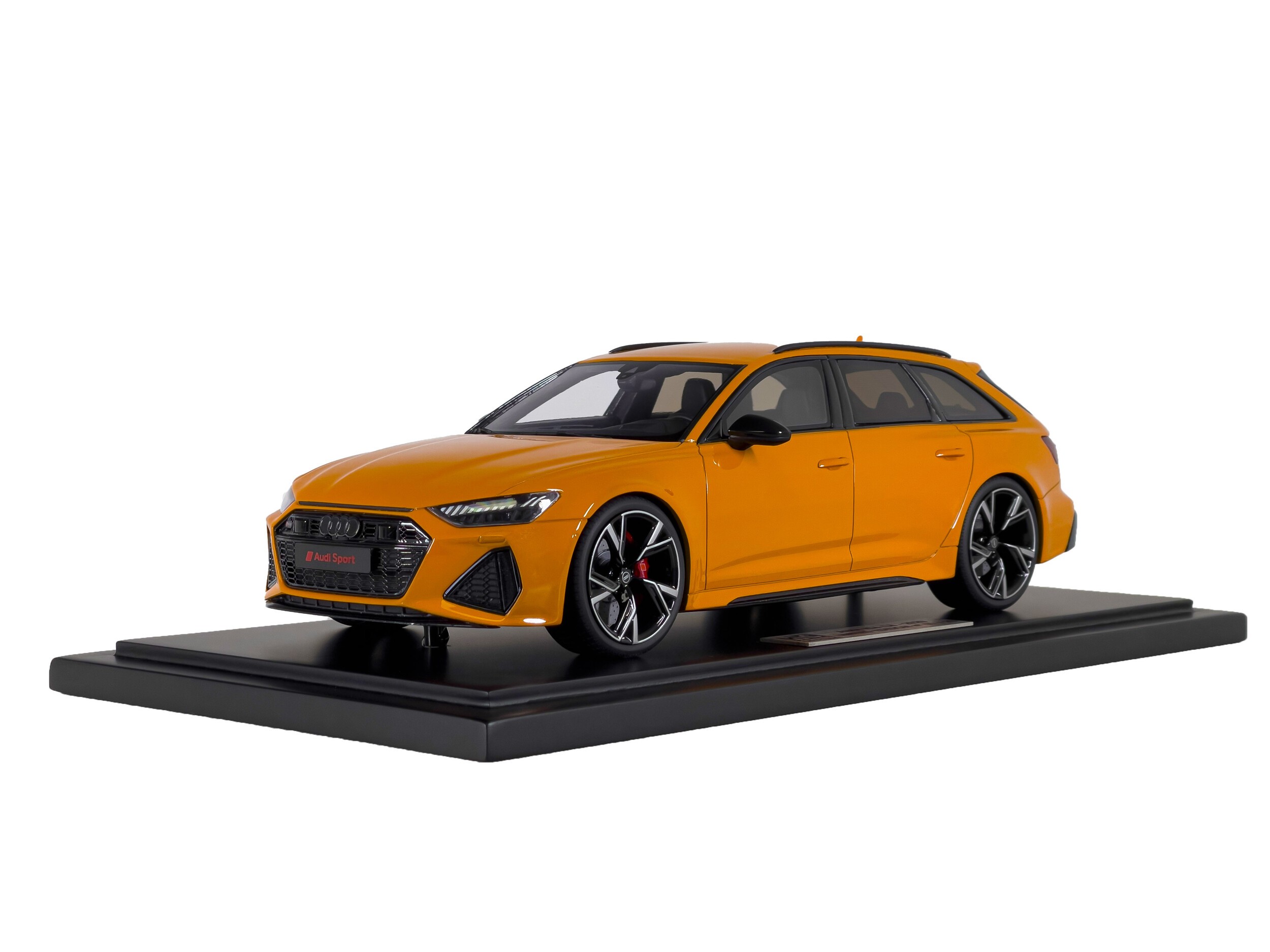Audi RS 6 (C8) AVANT Solar Orange 2020