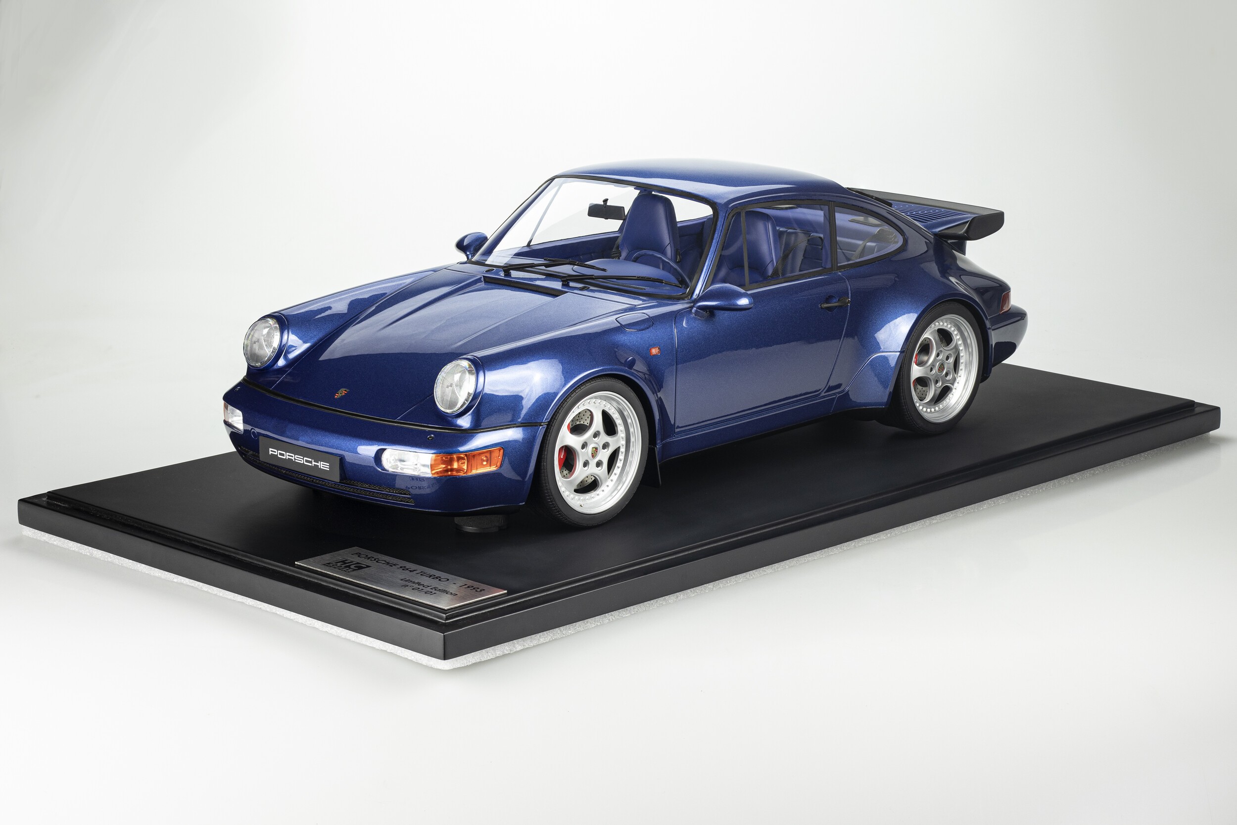 Porsche 911 (964) 3.6 Turbo Cobalt Blue - Blue Interior 1993