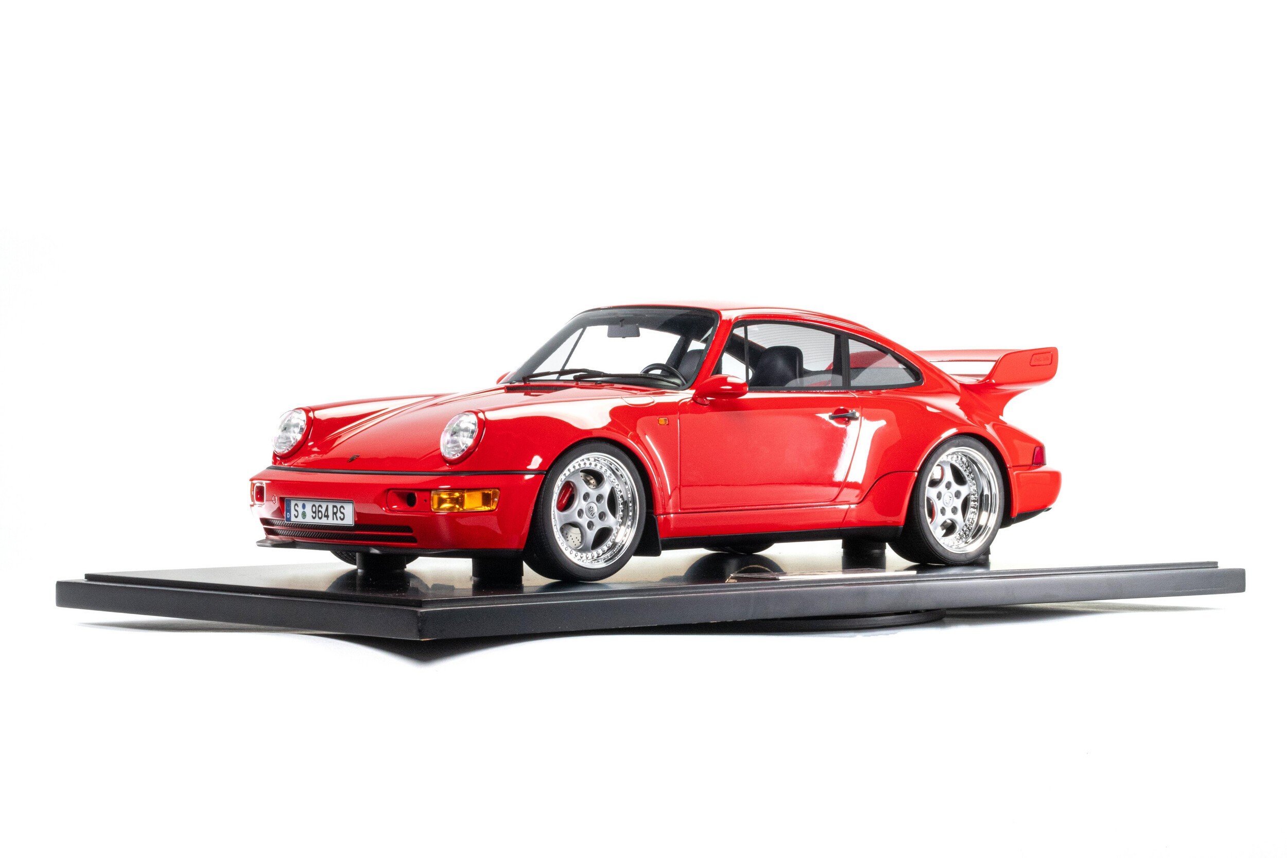 Porsche 911 (964) 3.8 RS Indian Red 1994