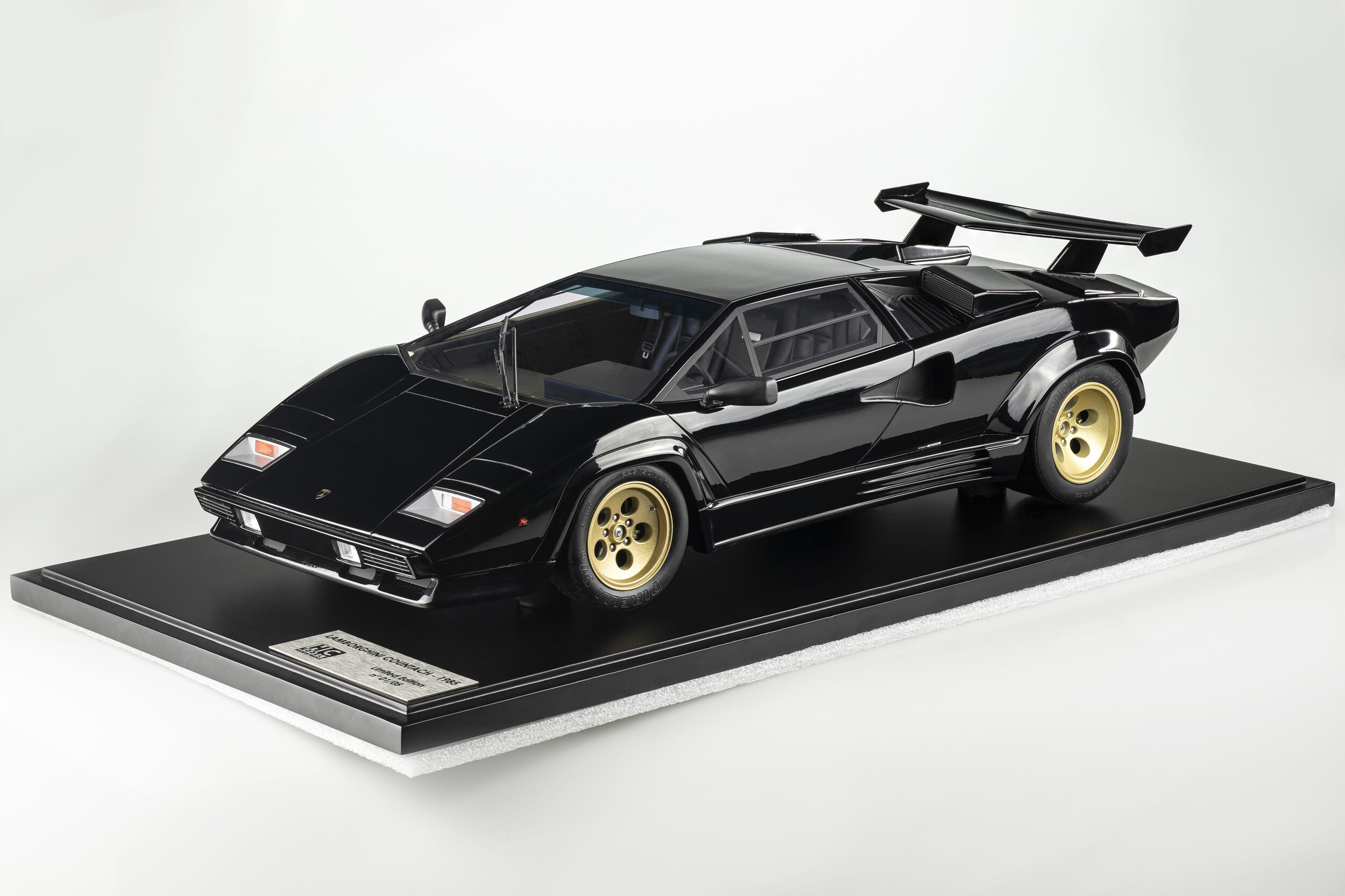 Lamborghini Countach LP 5000 QV Nero Tenebre 1987